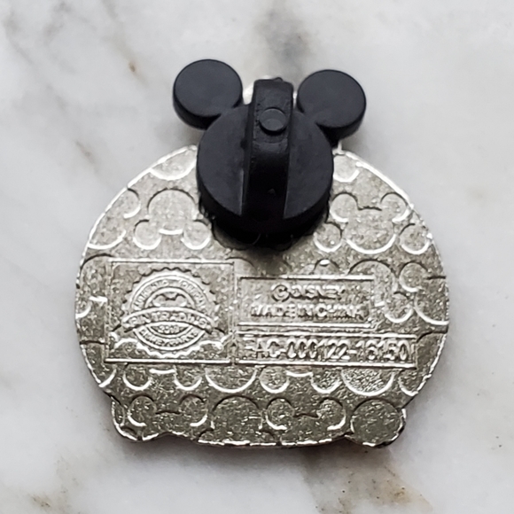 Disney | Jewelry | Enchanted Tiki Room Showgirl Cockatoo Bird Tsum Tsum ...